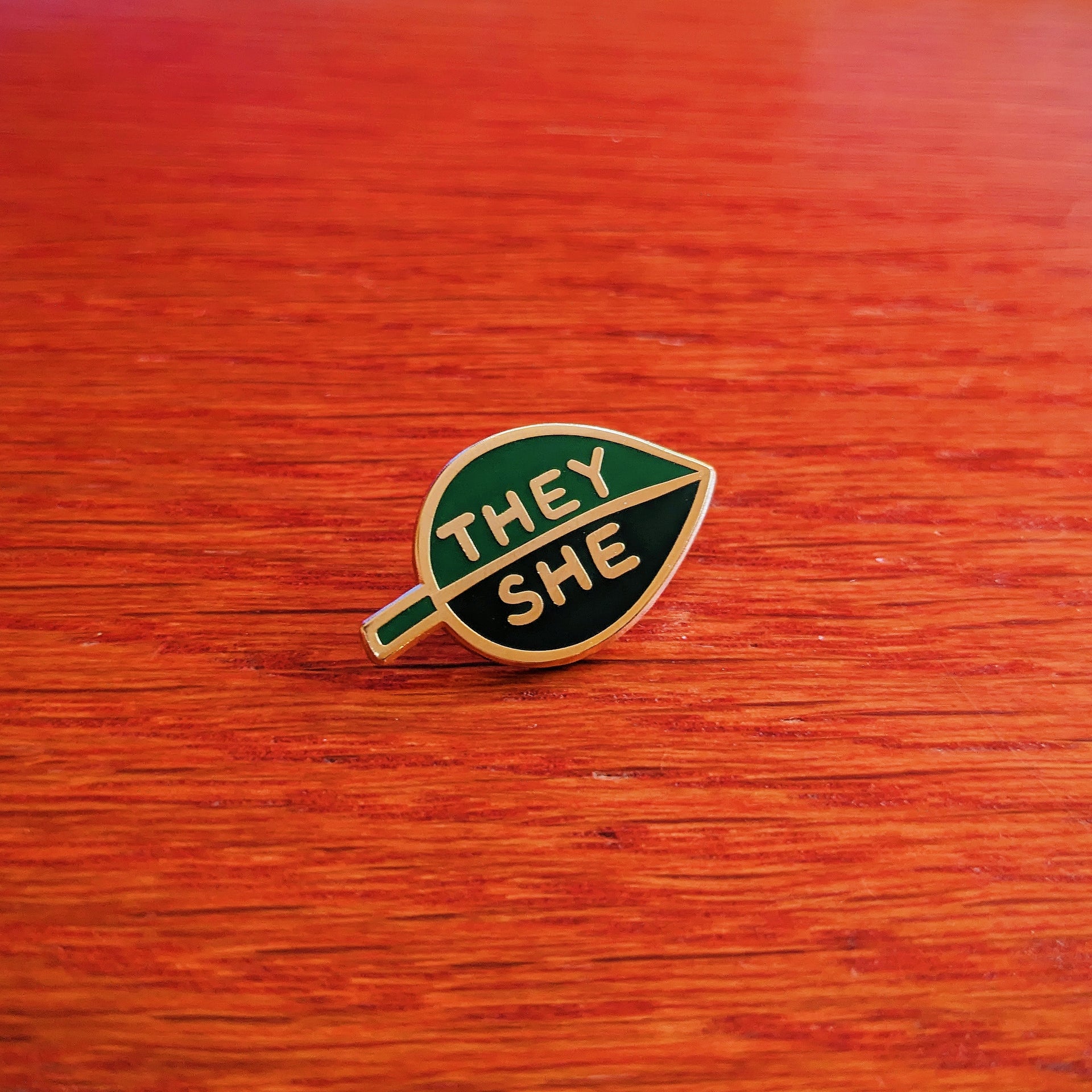 Pronoun Leaf Pin - they/she – misomomo
